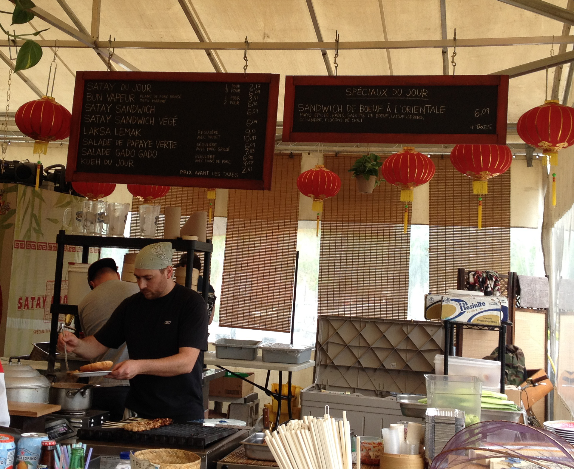 De Singapour à Montréal: les Satay Brothers | Famille au menu